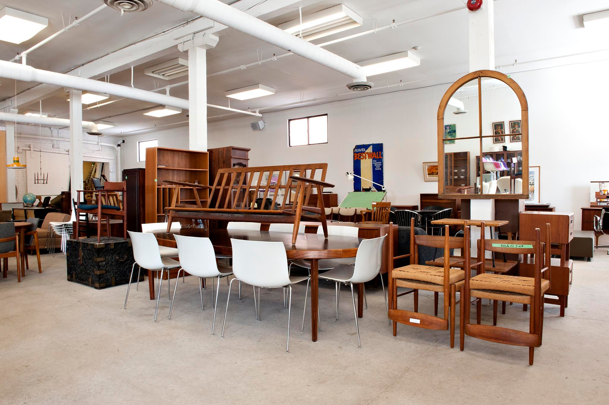 10 stores for mid century modern furniture in Toronto