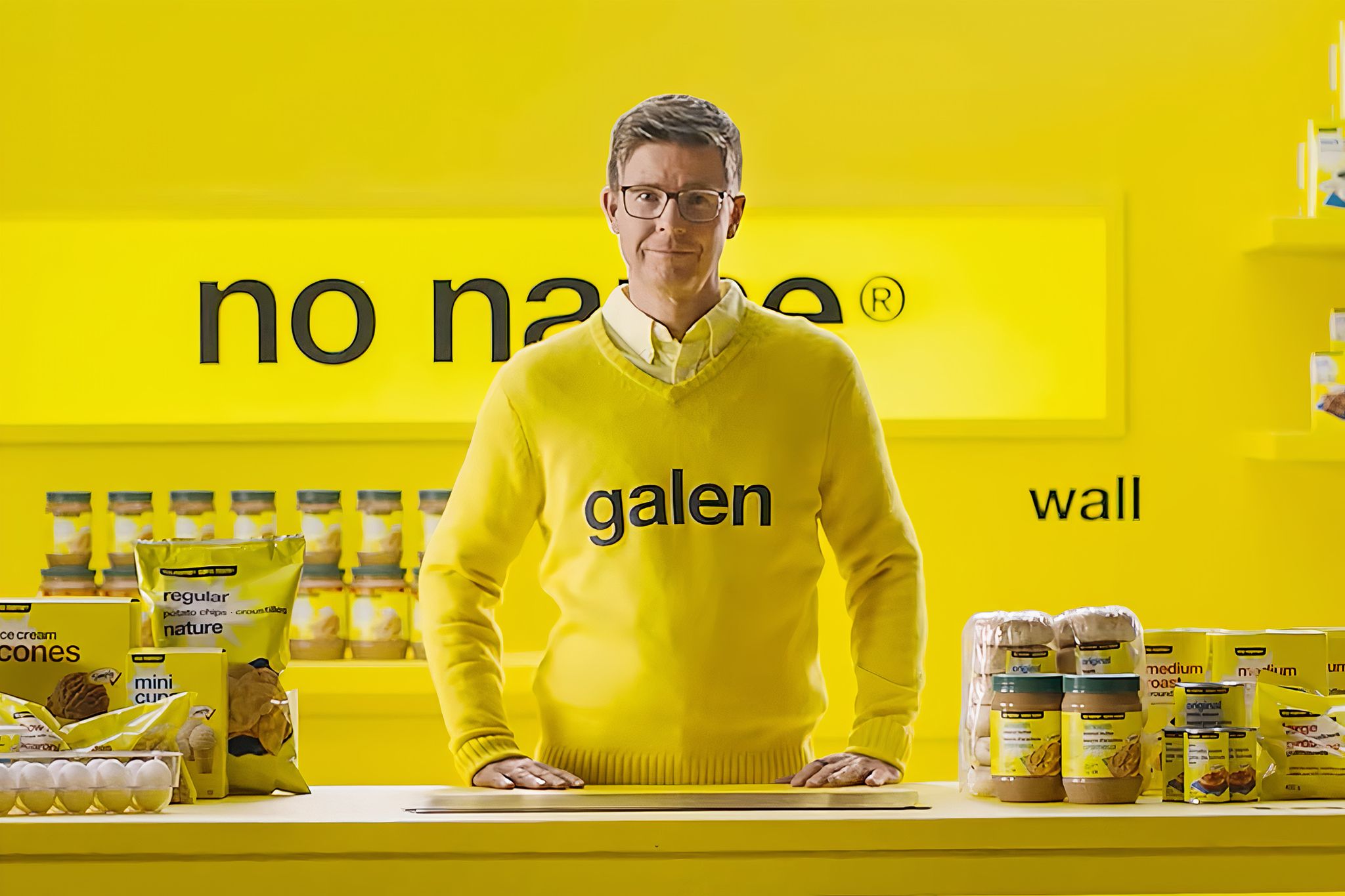 Loblaw gave 'underpaid' CEO Galen Weston a $1.2 million raise last year Loblaw gave 'underpaid' CEO Galen Weston a $1.2 million raise last year