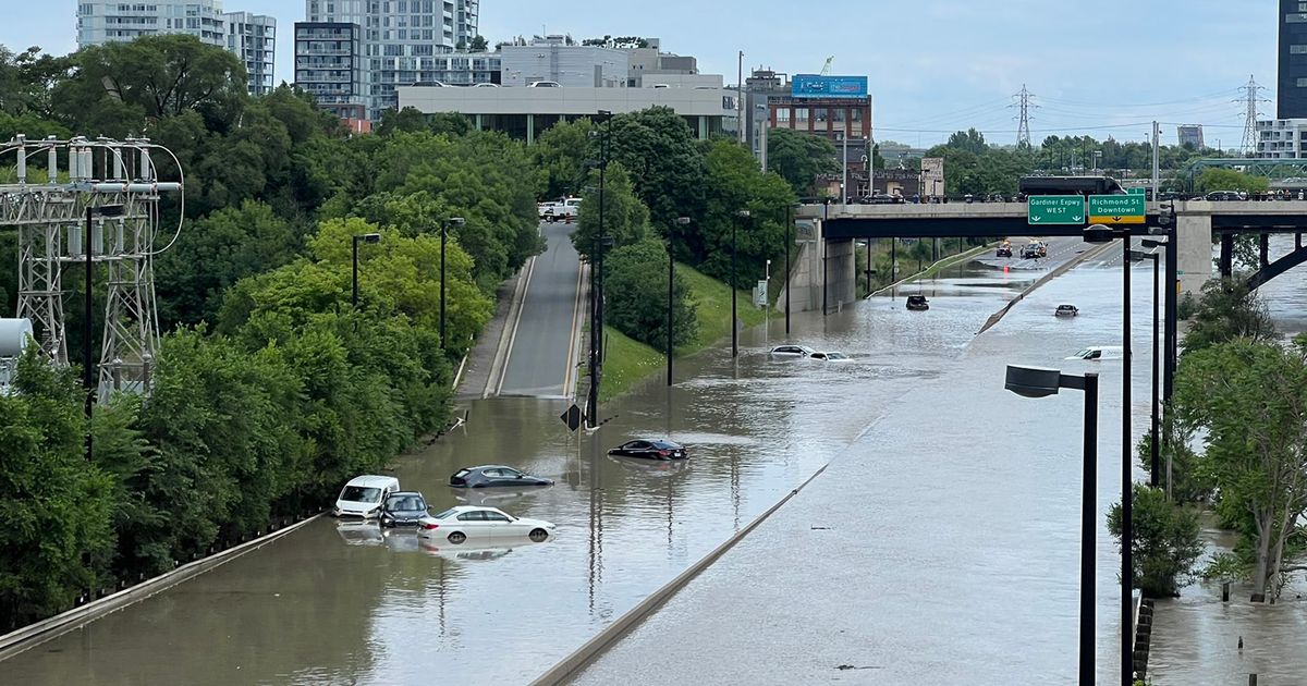 Toronto Flooding Is Turning Rush Hour Commutes Into Total Havoc